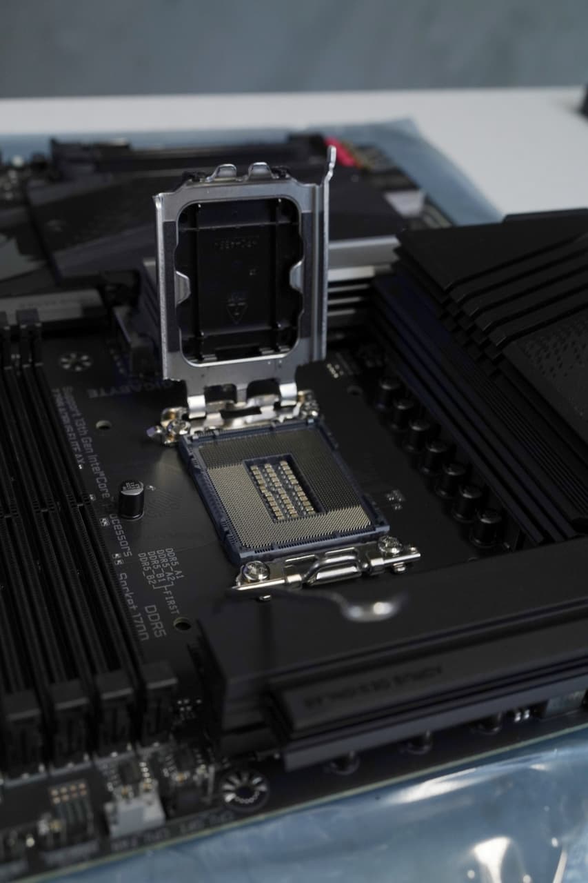 #開箱 13代i7+Z790+6900XT AORUS全家桶 - 3C板 | Dcard