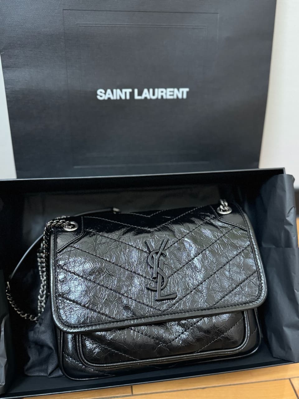 #分享 #開箱 Saint Laurent NIKI Baby開箱&實背分享🖤 - 精品板 | Dcard