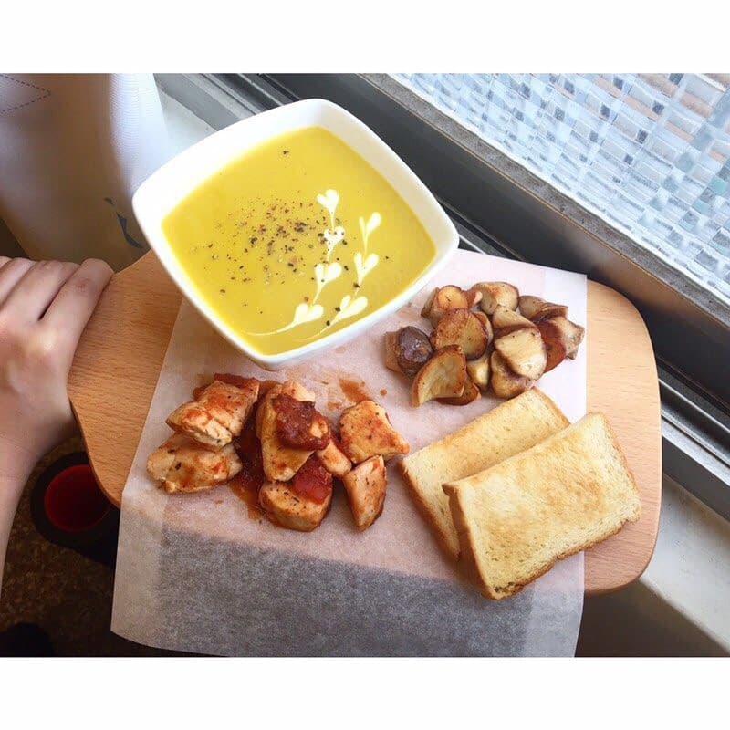 #圖 冬天早餐就是要喝湯🙆🏻 - B60 留言 | Dcard