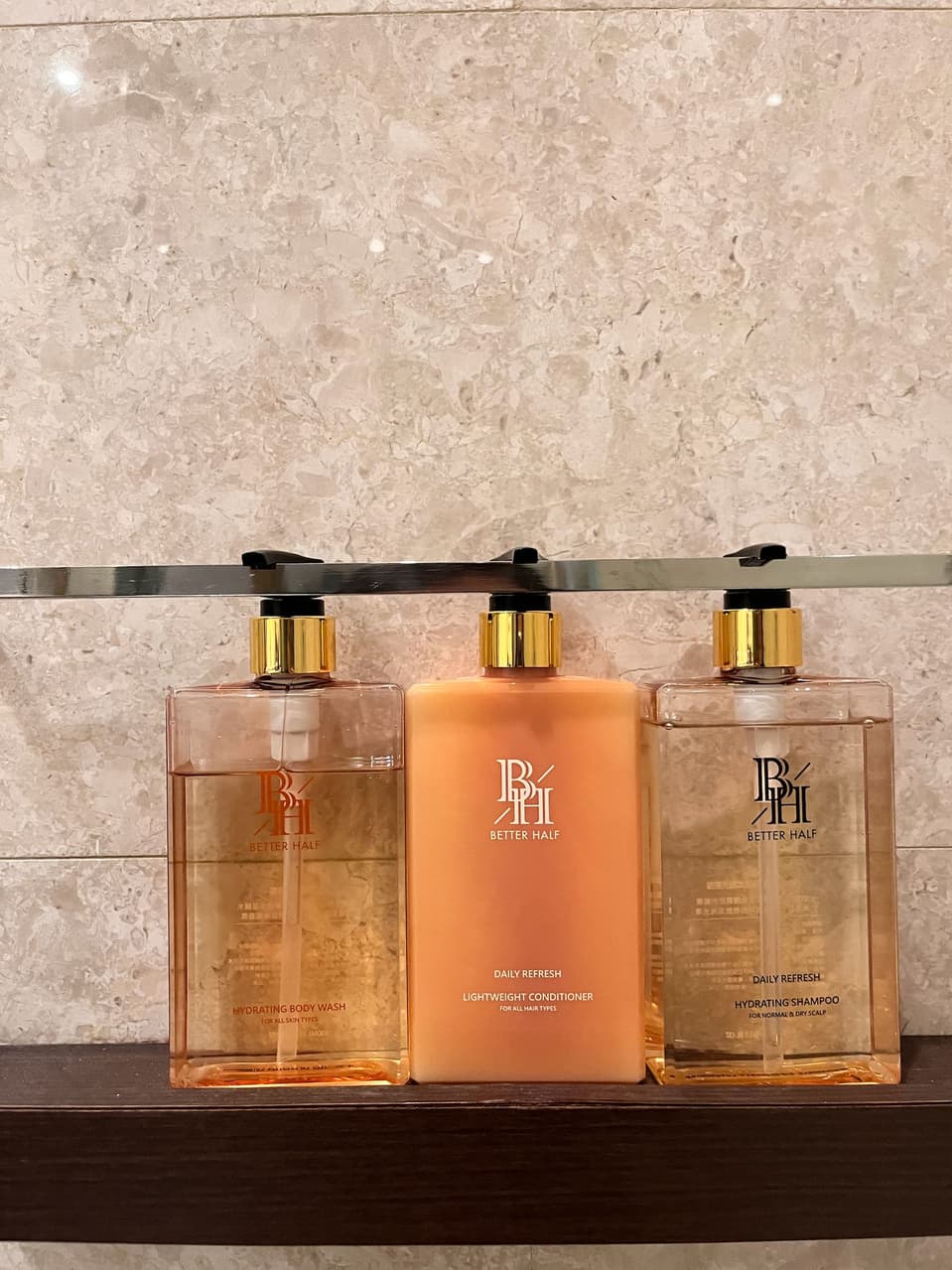 開箱Better Half 沐浴洗髮套組 - 牡蠣養殖場 (@pera4292) | Dcard