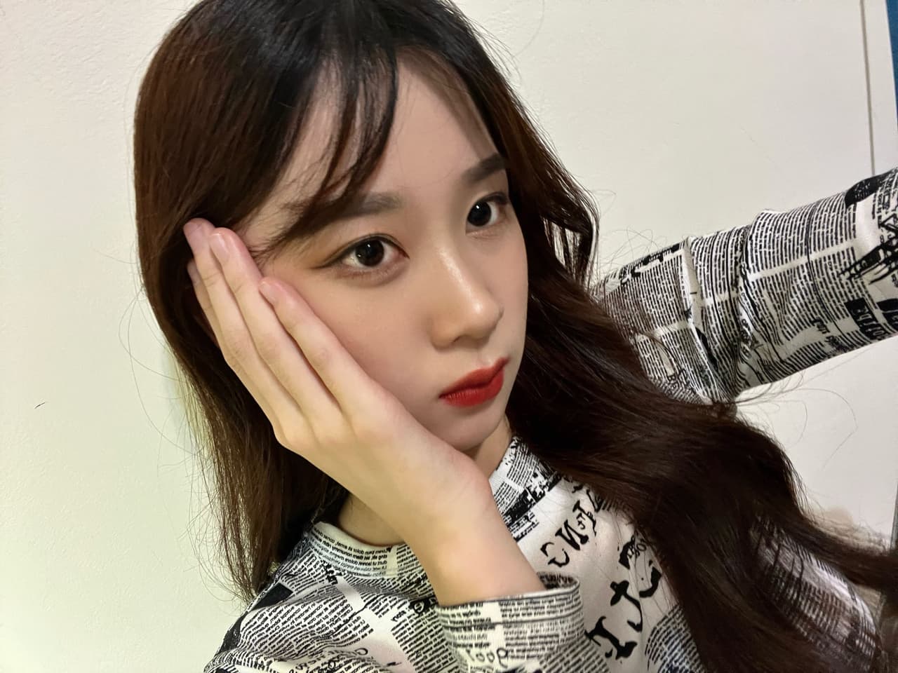 終於段考完了！！ - Raina (@rainalin_9) | Dcard