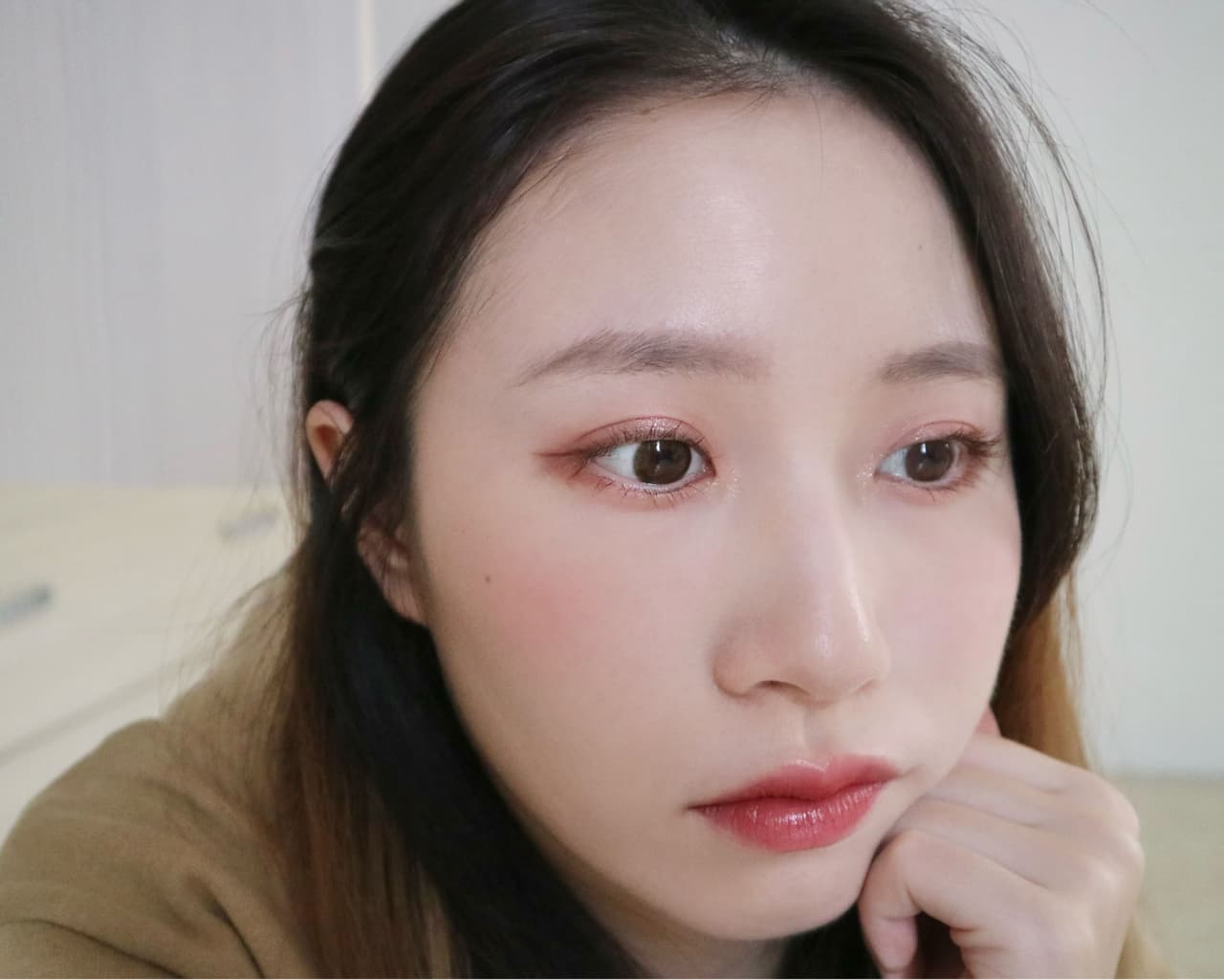 敲碗的眼妝教學 👀3ce auto focus - 白白胖胖愛麗兒 (@nicky_xuan) | Dcard