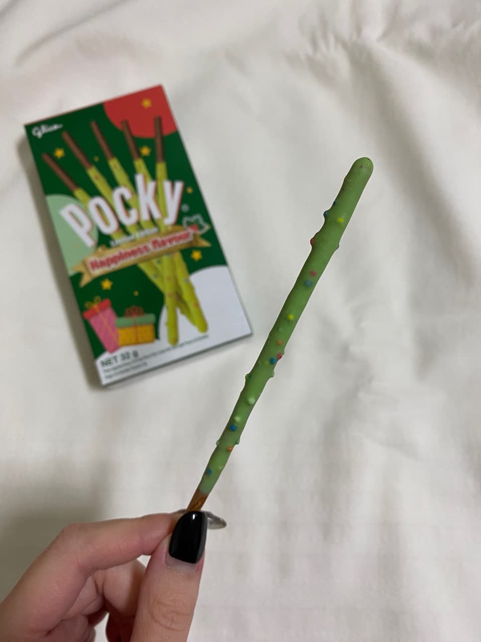 這就是可以吃的聖誕樹嗎？！🎄ʕ•̫͡•ʔ 聖誕節限定 Pocky 繽紛棒 - 美食板 | Dcard