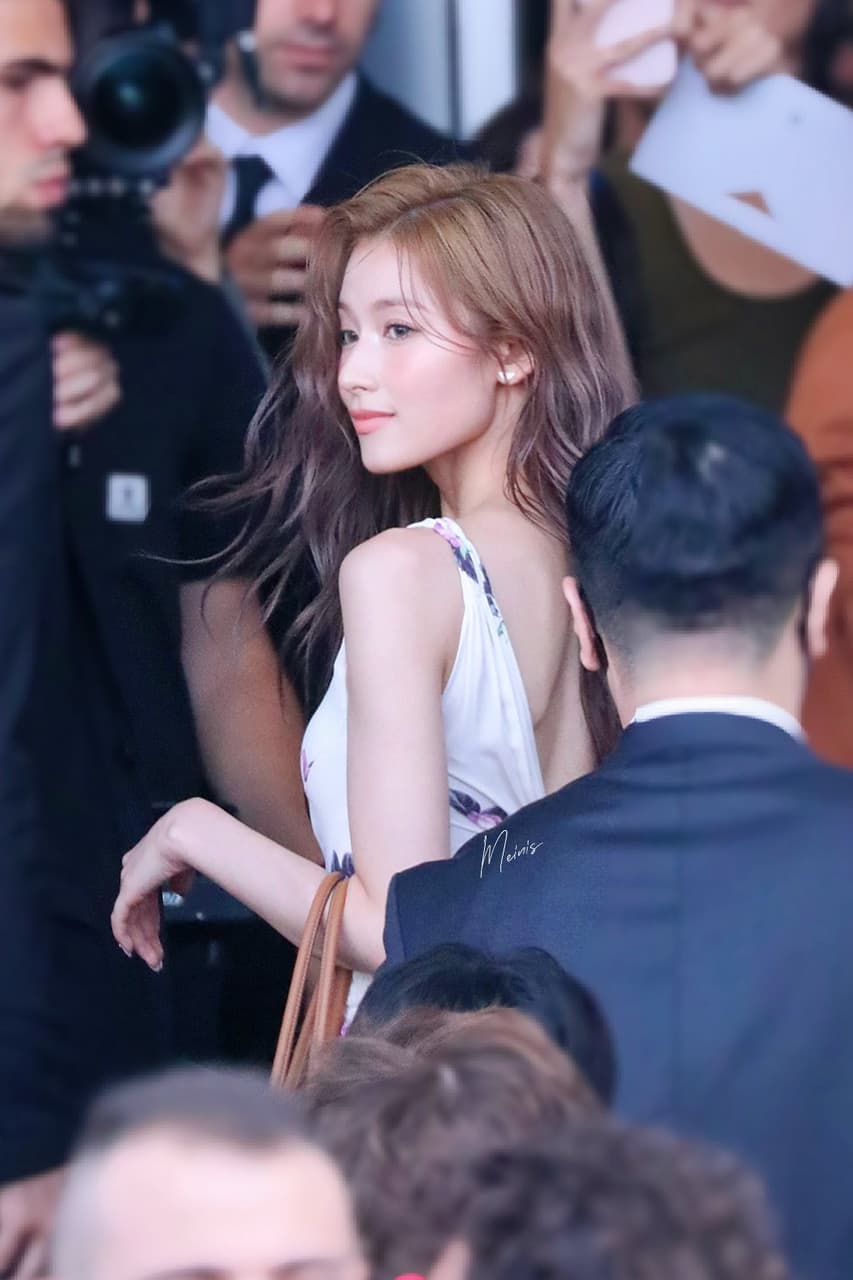 #分享 SANA & Prada 米蘭時裝週 - TWICE板 | Dcard