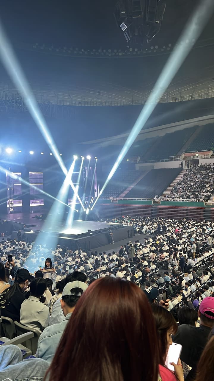 #集中討論 NMIXX 林口體育館視野分享 - B9-3 留言 | Dcard