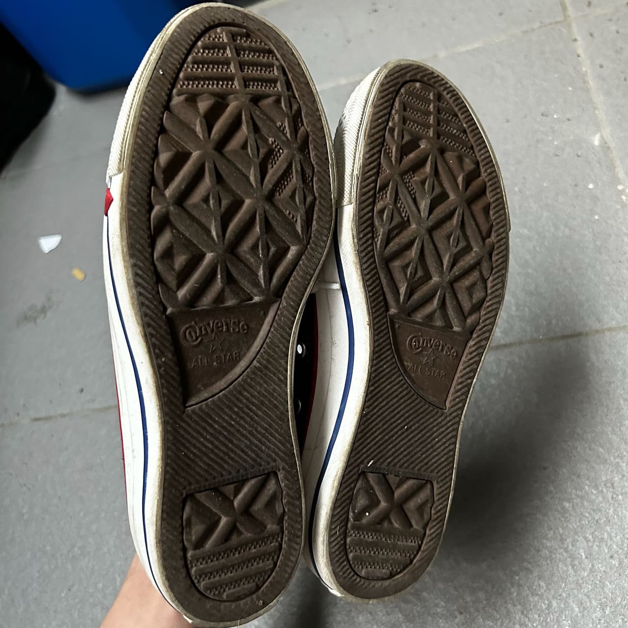 #售二手 Converse情人節限定帆布鞋 - 二手交易板 | Dcard