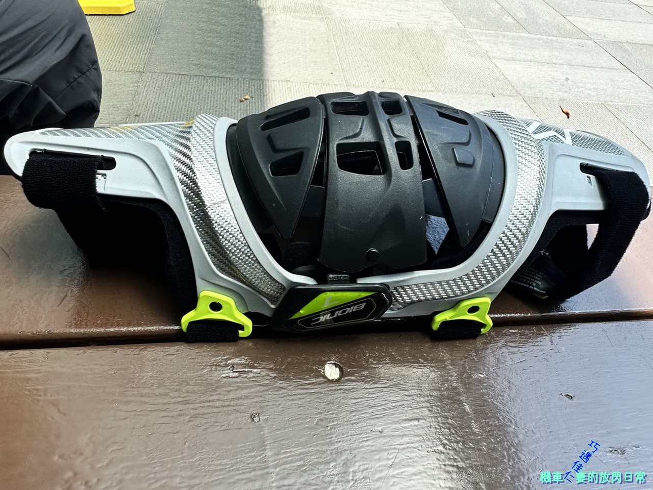 #人身部品 [部品開箱] Alpinestars Bionic-7 Knee Brace Set A星 機械腳 機械式護膝 越野 - 重機板 ...