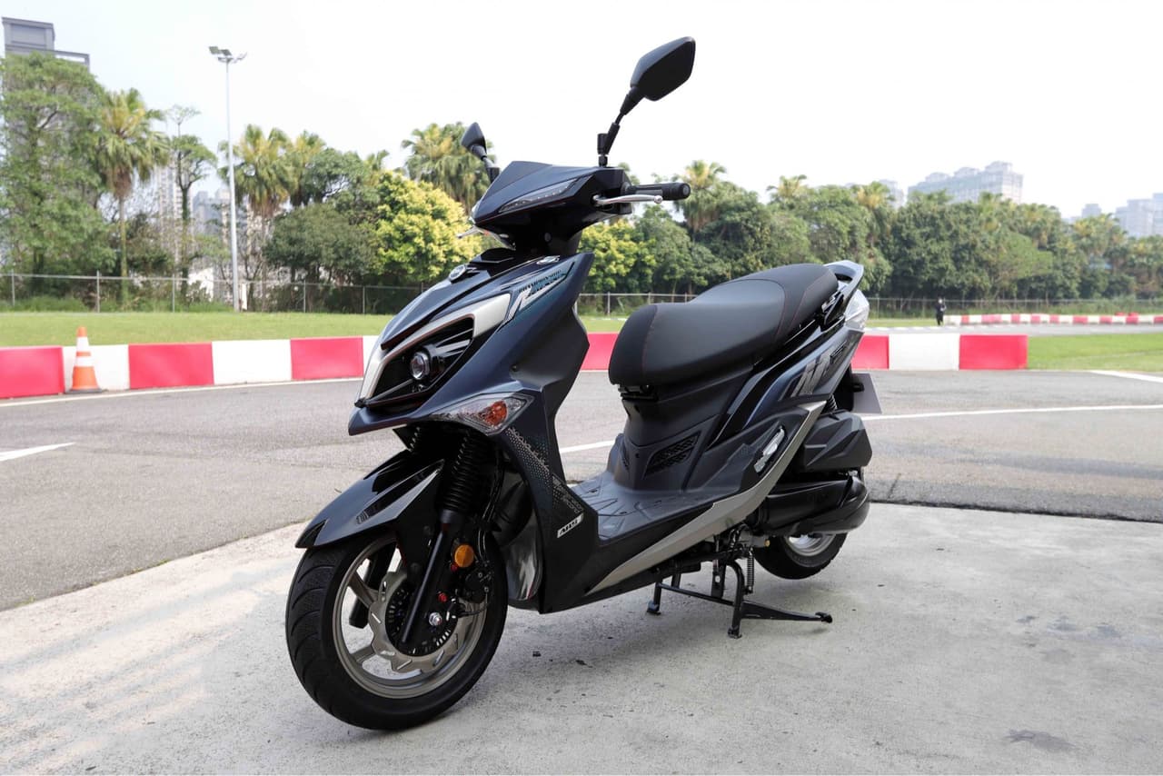 機車推薦與優缺分析 - SYM - 機車板 | Dcard