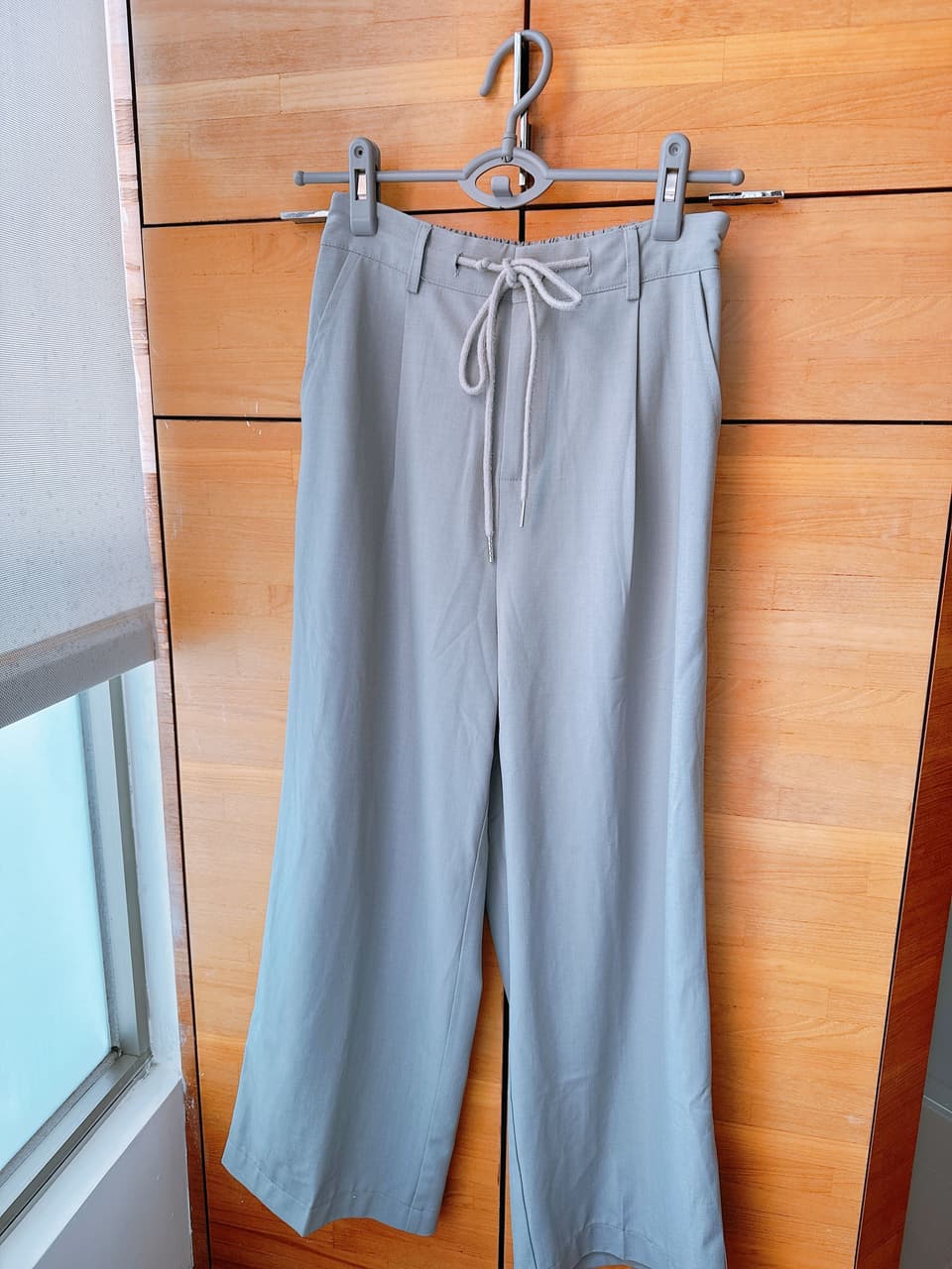 #我要賣 翻出韓系風的衣櫃 LOVFEE - 二手交易板 | Dcard