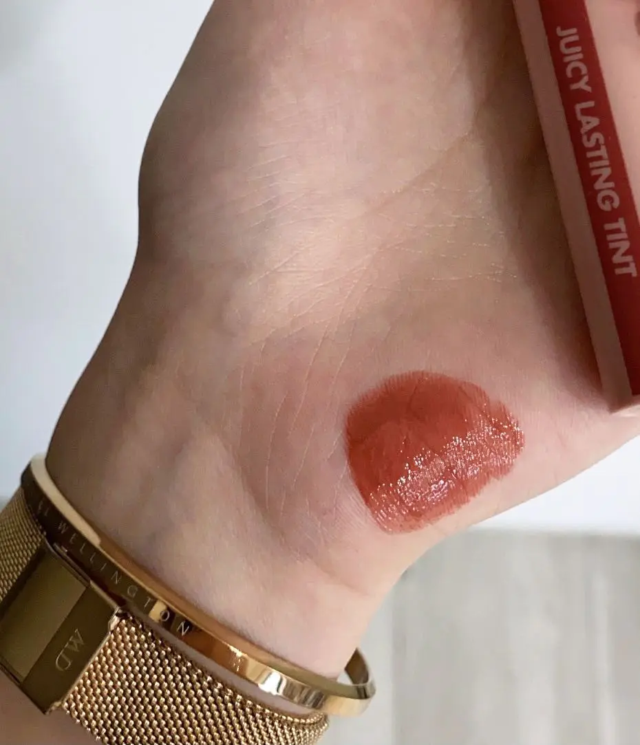 #分享 #試色 Romand 23 Nucadamia 素顏必備色😻 - 美妝板 | Dcard