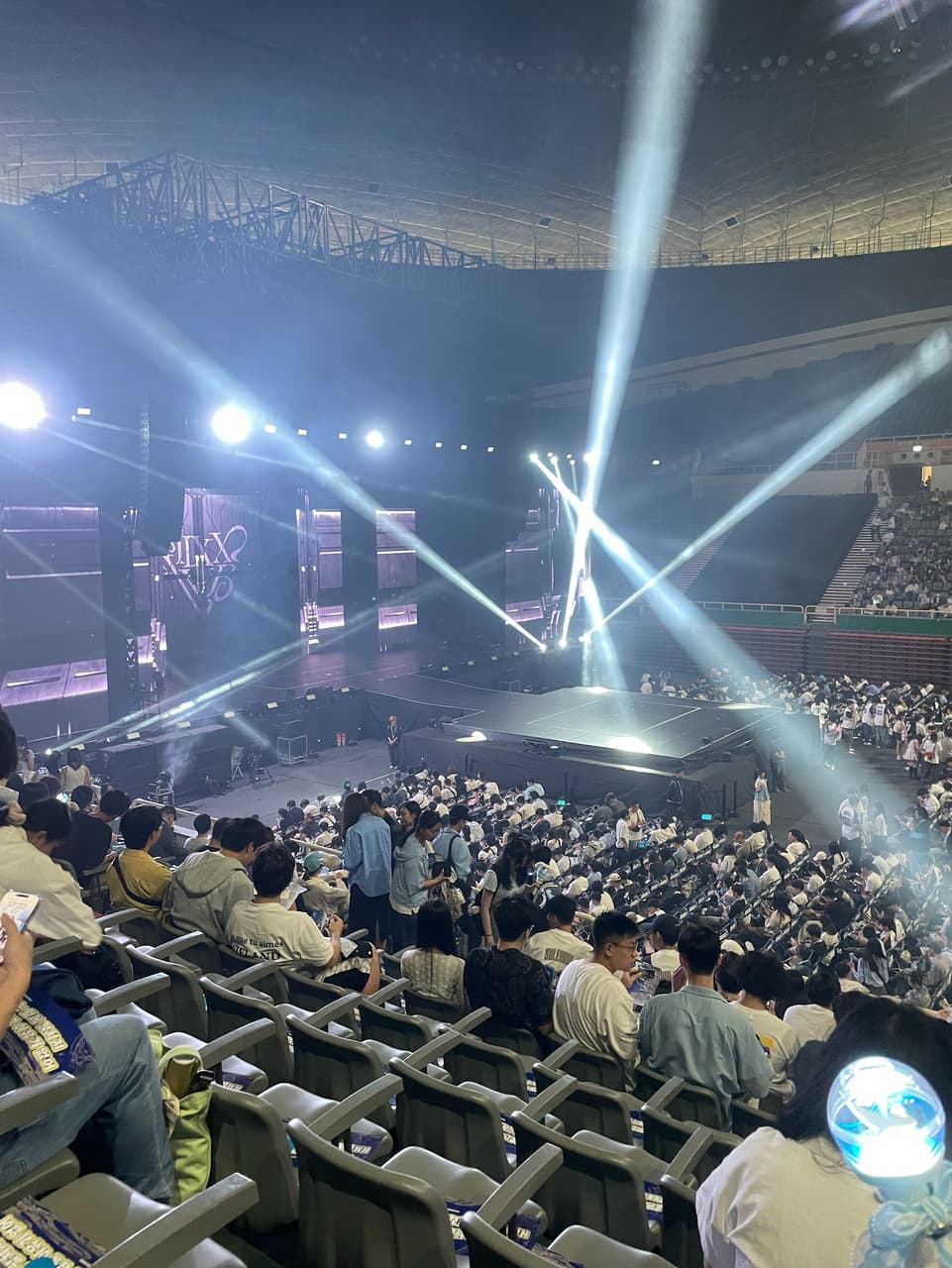 #集中討論 NMIXX 林口體育館視野分享 - B42 留言 | Dcard