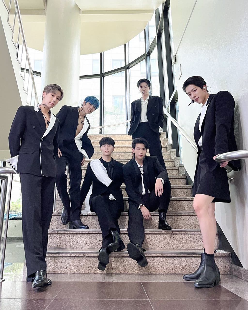 #分享 8/4 Music Bank 'New Emotions' 舞台+直拍（團體+全員） - INFINITE板 | Dcard