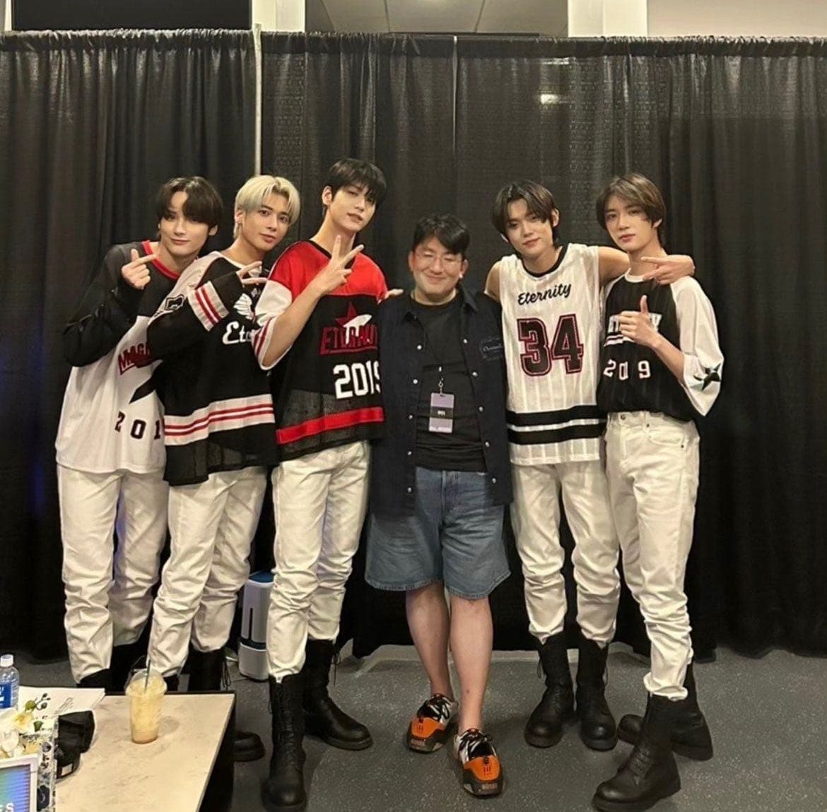 #分享 #韓網 減重成功的房時爀近況 (feat. TXT) - 追星板 | Dcard