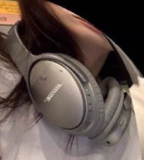 尋找銀色耳機 - 穿搭板 | Dcard