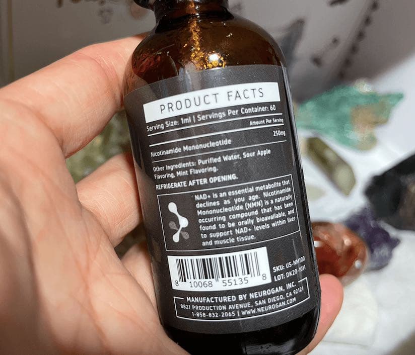 一顆老青春痘，讓我挖掘出 CBD + NMN 延緩老化的功效，膠原蛋白免了拉！ - 閒聊板 | Dcard