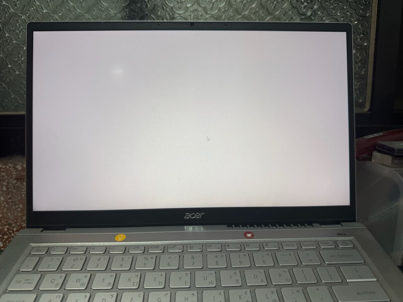 整個白屏 如何回到桌面（已解決） - 3C板 | Dcard