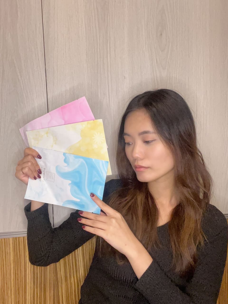 #文末抽獎 把臉上的髒污通通吸出來吧！ ft. UNICAT 代謝面膜 - 芮妮是我🎈 (@chw98) | Dcard