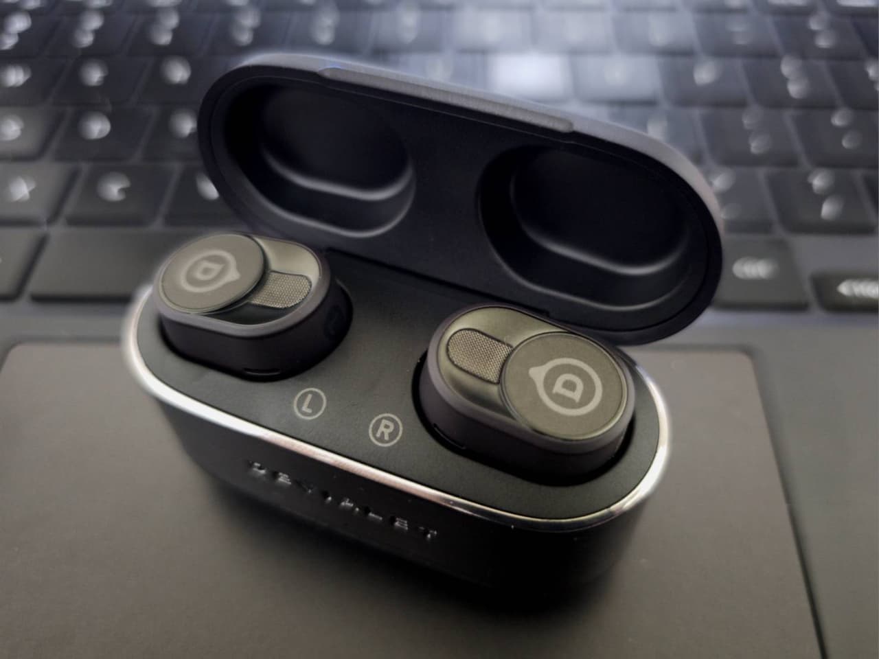 Devialet 帝瓦雷 Gemini II 超強耳機開箱 - 視聽設備板 | Dcard