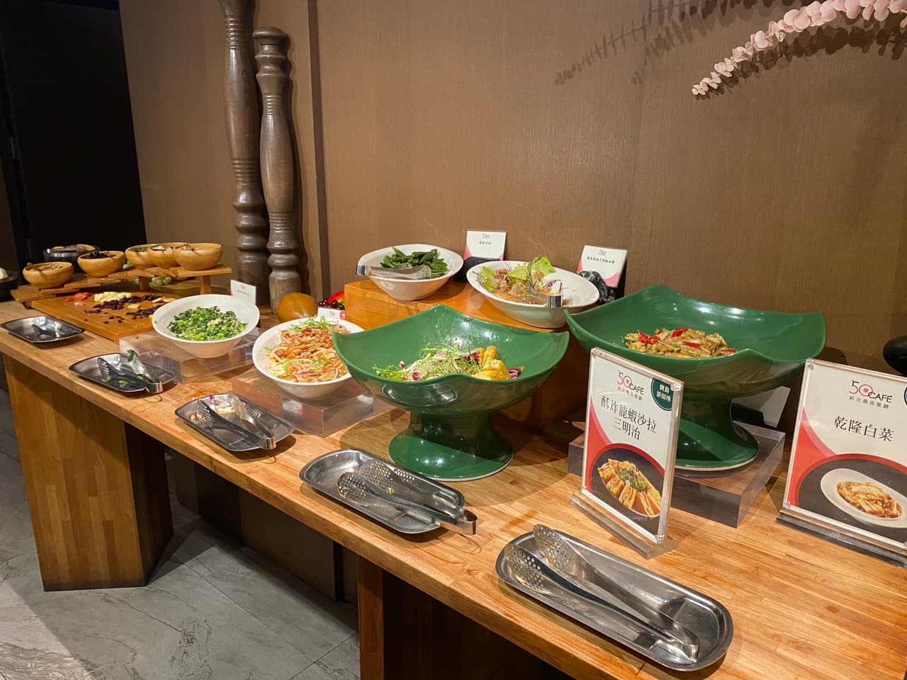 Mega 50 自助餐 初體驗 - 美食板 | Dcard