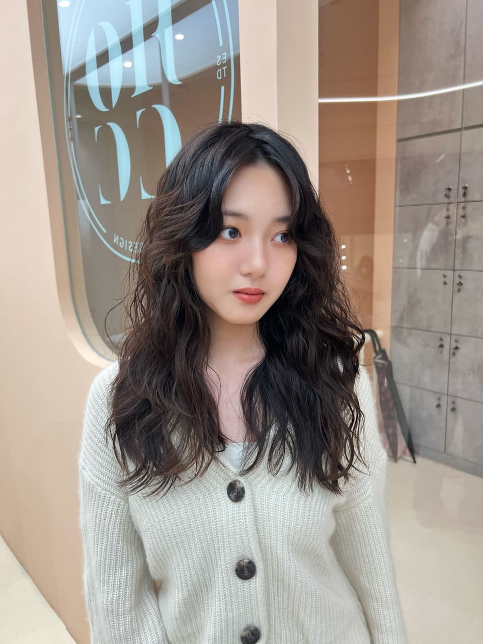 徵 台中女生燙髮染髮模特 - 美髮板 | Dcard