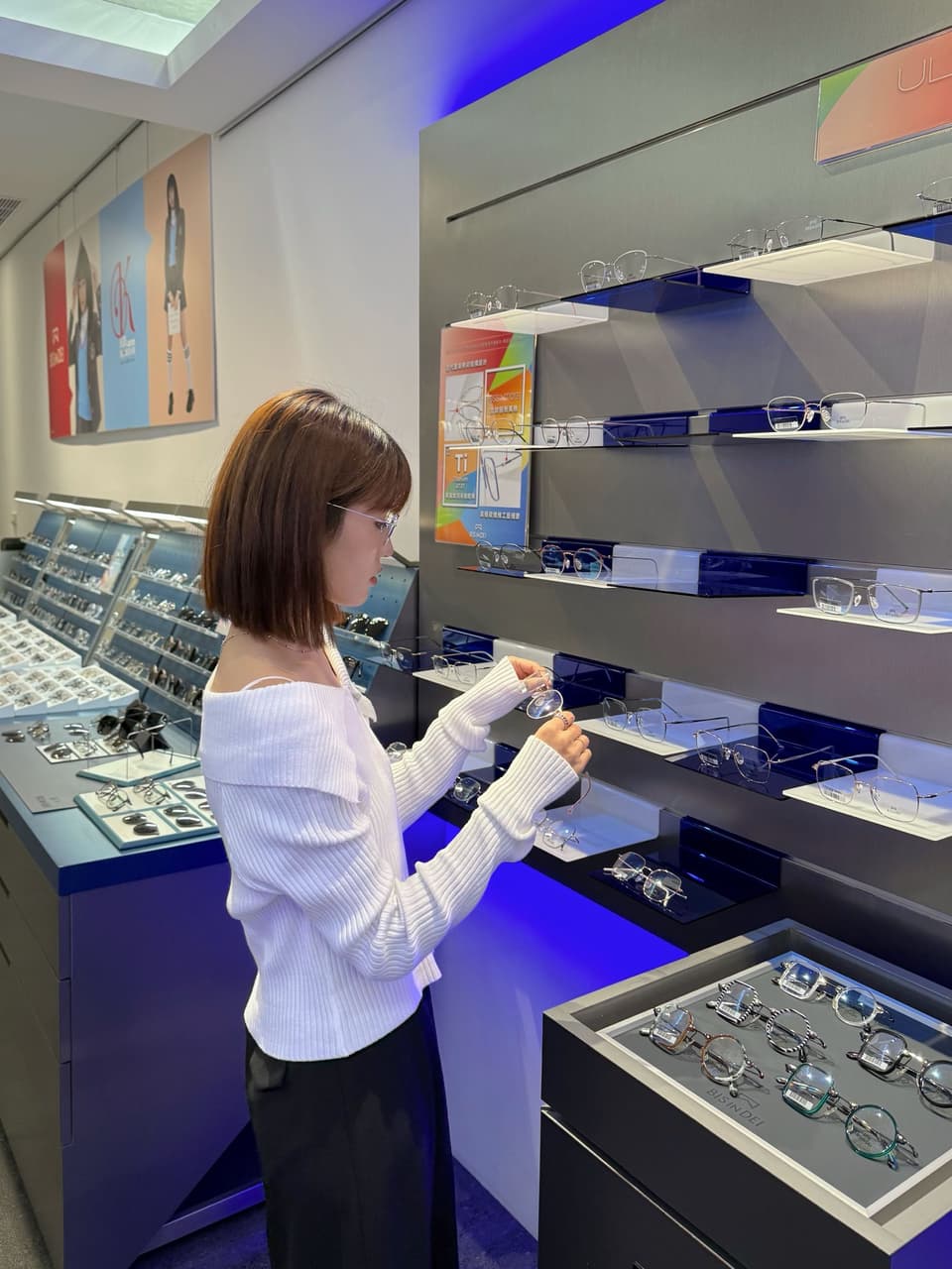 南門市場周邊眼鏡店分享 BIS IN DEI 膠囊眼鏡 - 嚕比 Ruby (@ruby__ii) | Dcard