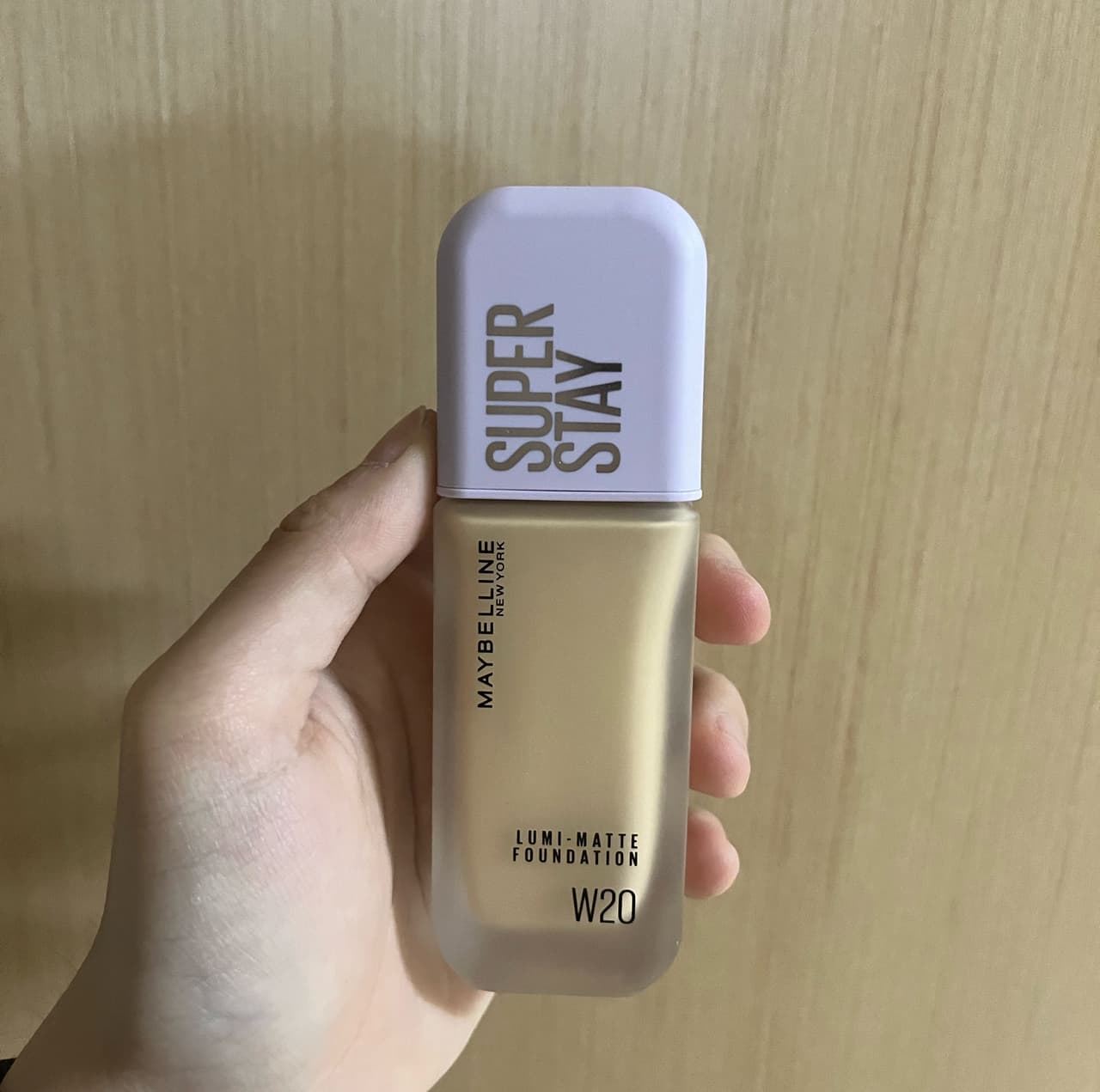 二手 MAYBELLINE 裸霧光持久水粉底 SPF12 PA+++ 35ml 售 - 長庚科大板 | Dcard