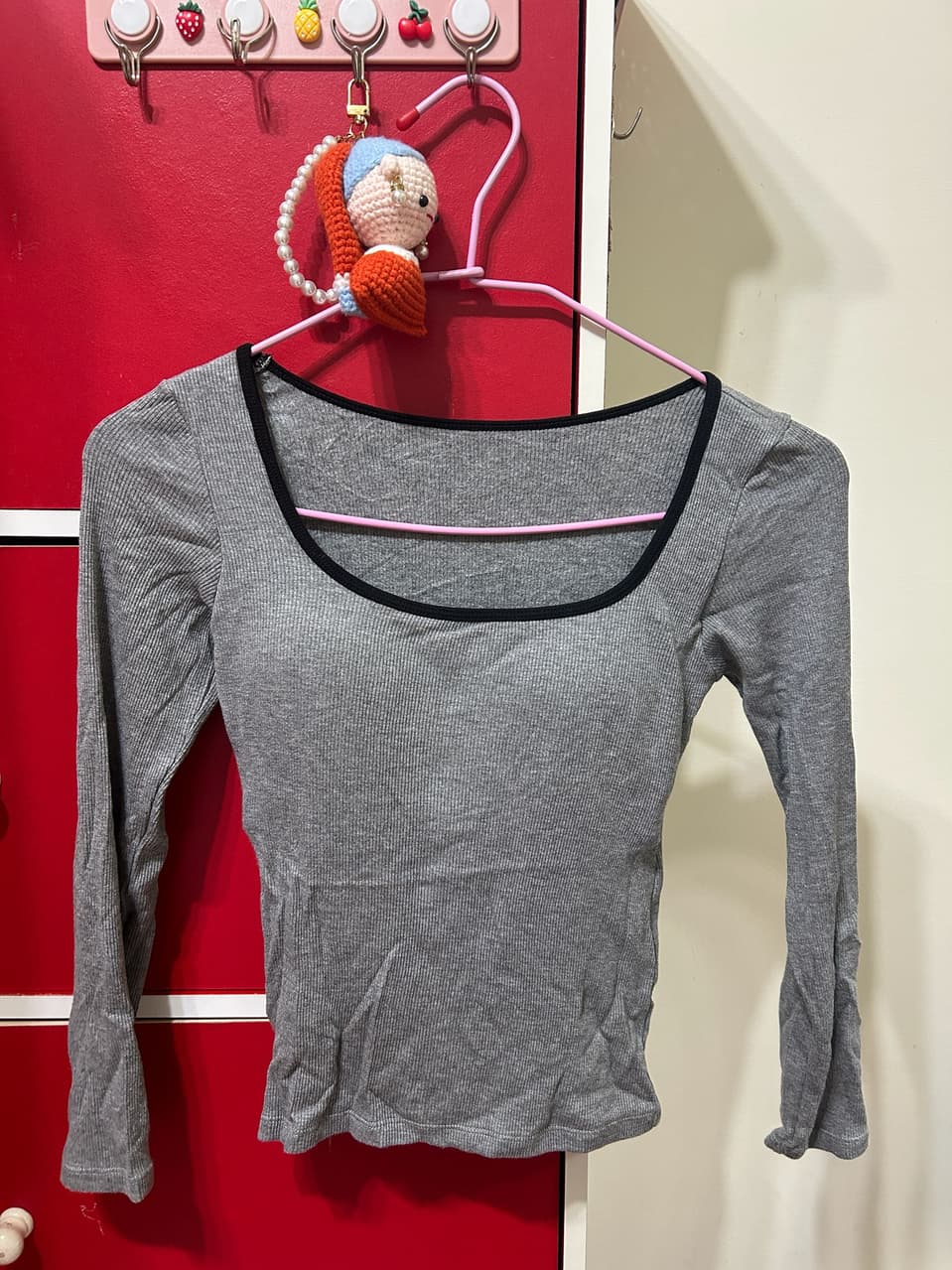 #贈送 #贈送 #已贈出 衣物圍巾 - 贈物板 | Dcard