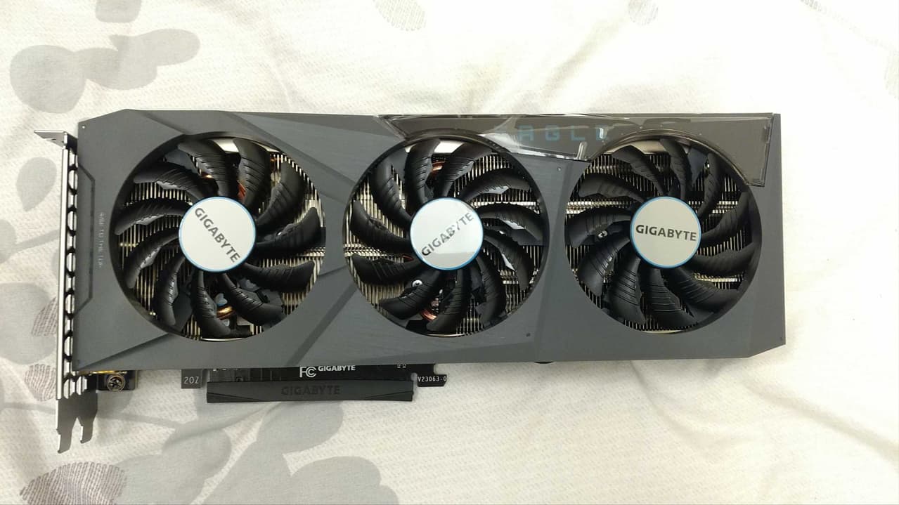 4070特價中 - B10 留言 | Dcard