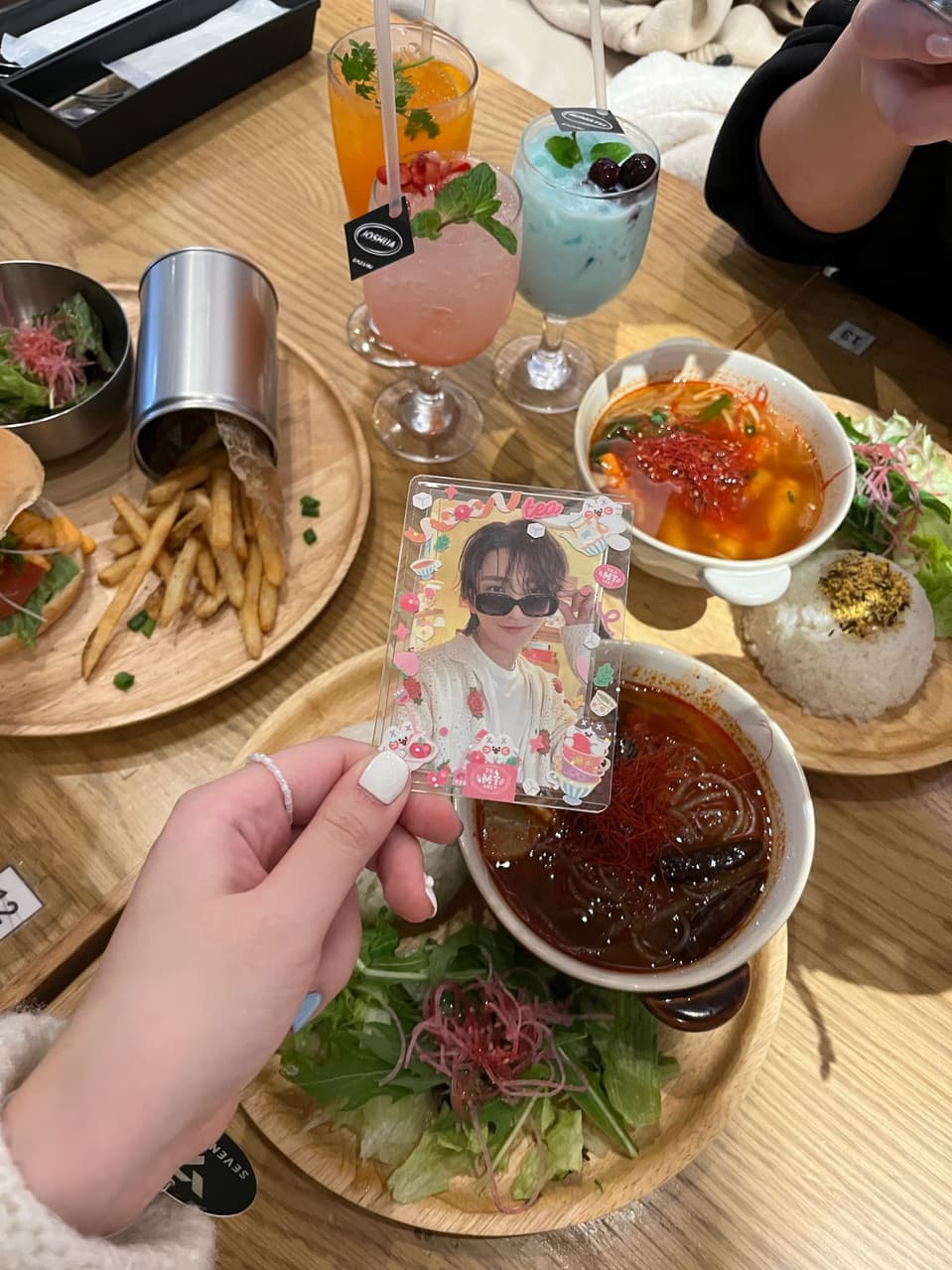 #分享 你為我的大阪之旅寫下Happy Ending🦌💎 - SEVENTEEN板 | Dcard