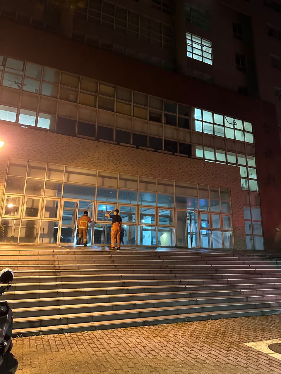 台達有人要跳樓了 清華大學板 Dcard
