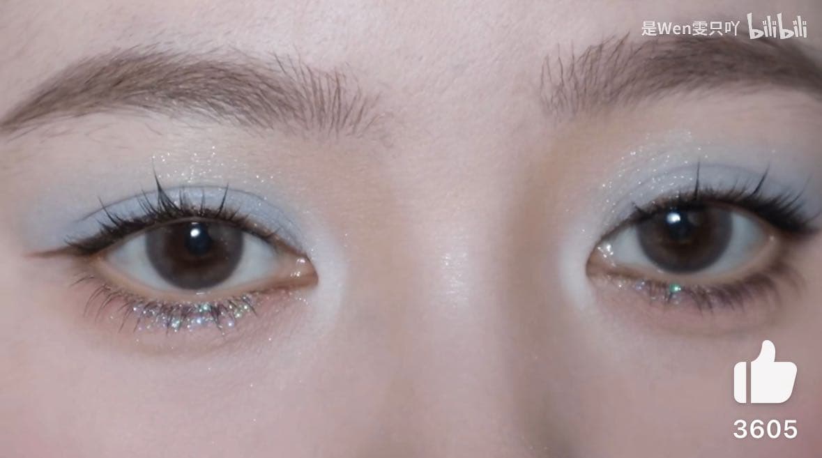 #問 藍色眼影推薦&wakemake眼影盤#19 評價 - 美妝板 | Dcard