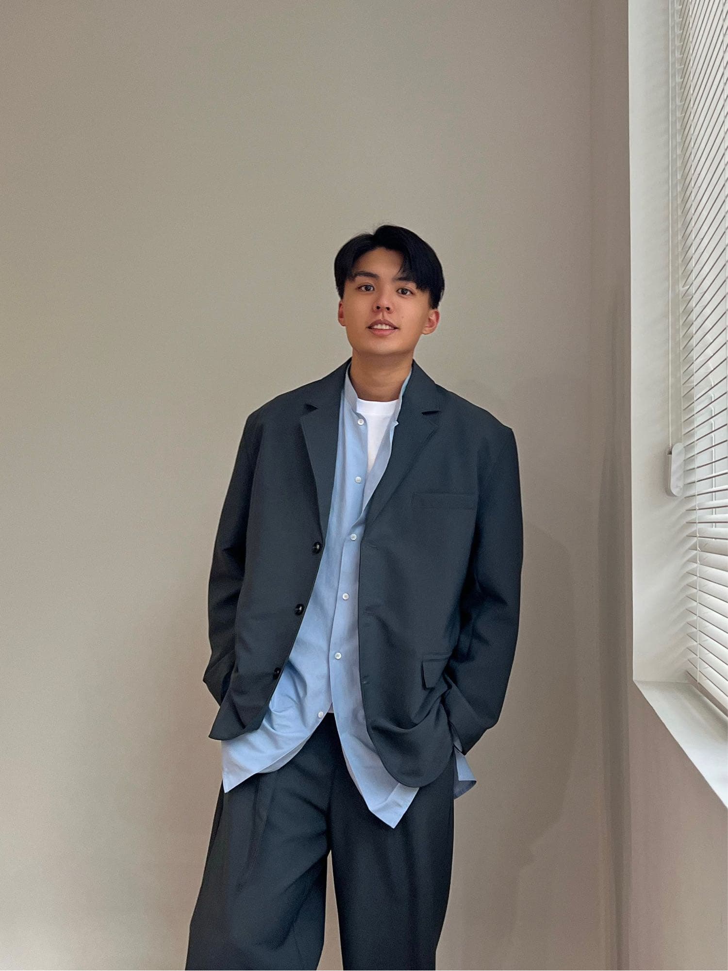 #分享 台北男子的 mouggan unisex 五套穿搭👔 - 穿搭板 | Dcard