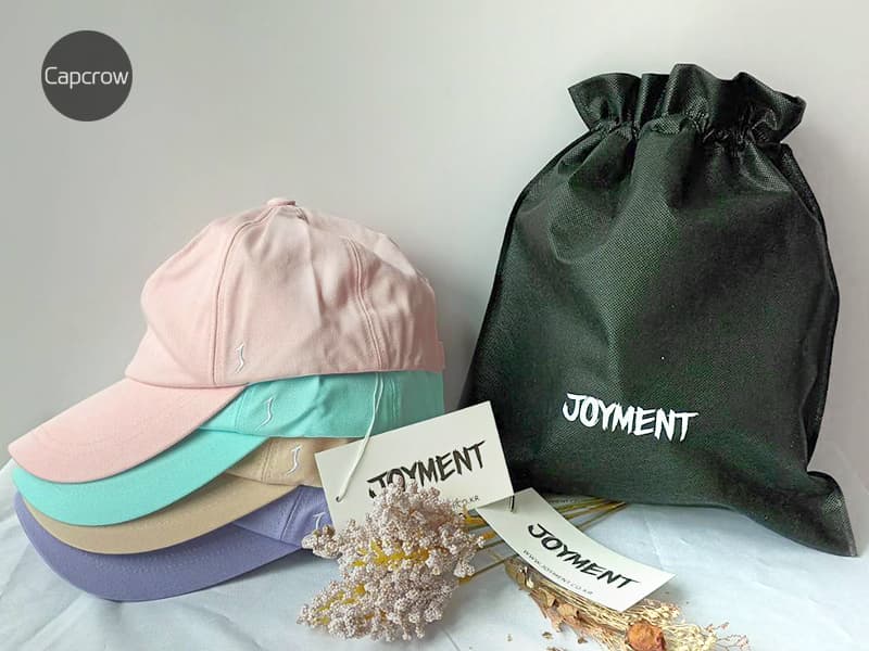 韓國JOYMENT｜棉質刺繡棒球帽 側面小J - 穿搭板 | Dcard