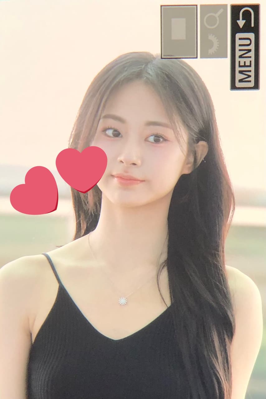 #分享 子瑜🦌前往印尼🇮🇩，將參加明天的PONDS見面會🇹🇼💙🪽 - 韓星板 | Dcard