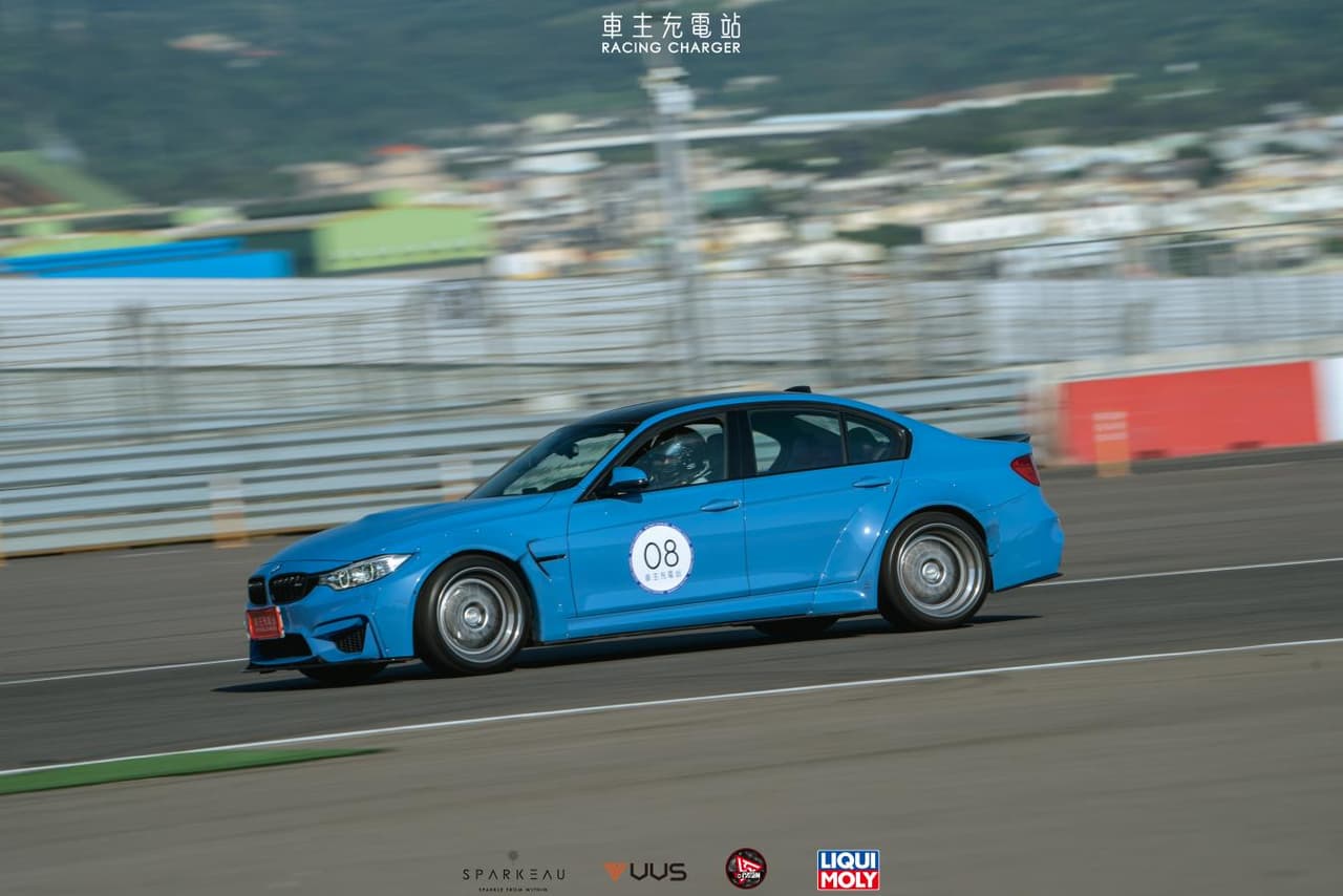 BMW M3（F80）車主開箱心得評價：全世界第一輛改LB寬體的F80 M3！ - 汽車板 | Dcard