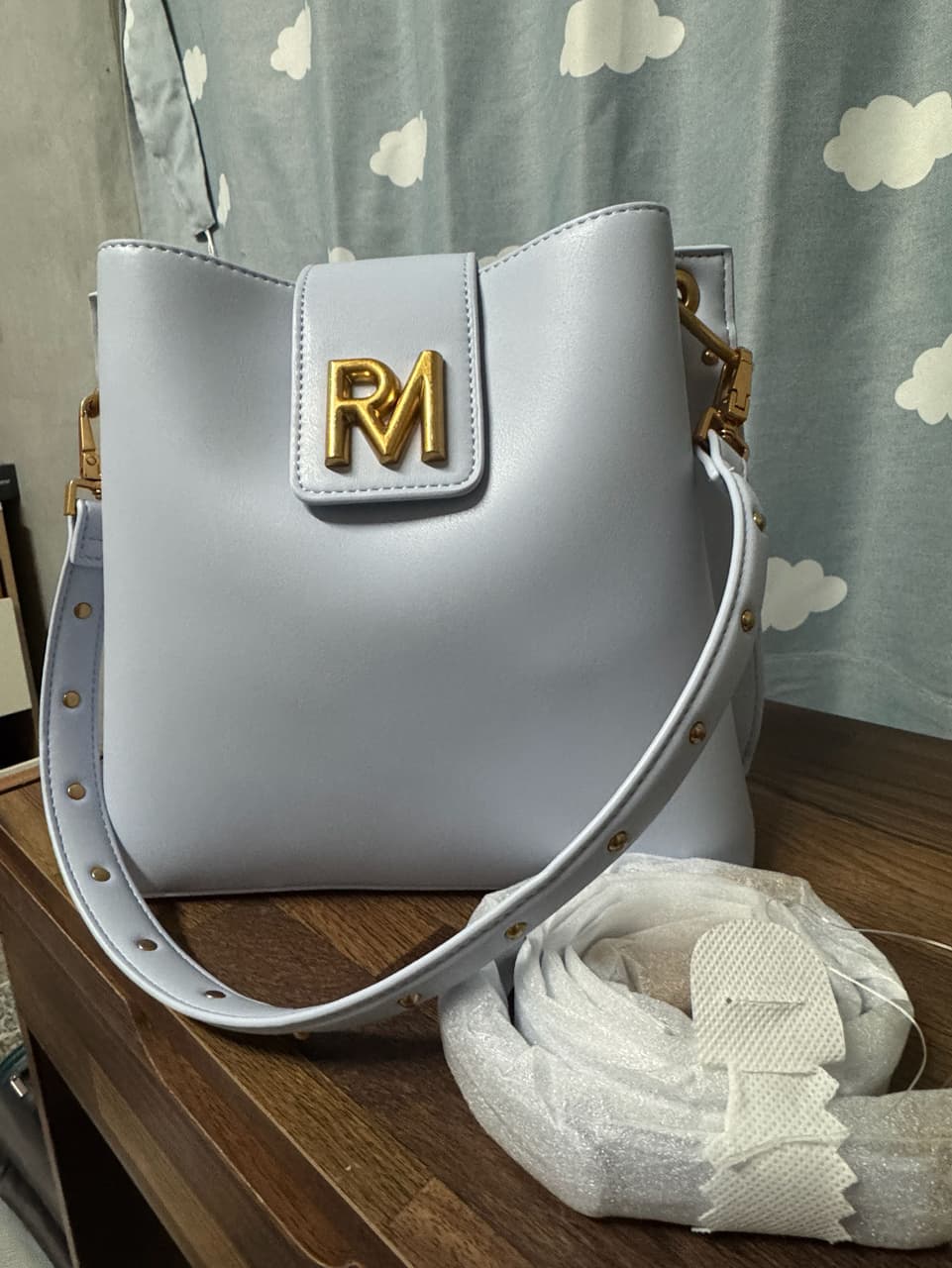 #我要賣 （已售出） Robinmay 二手近全新包包 - 二手交易板 | Dcard