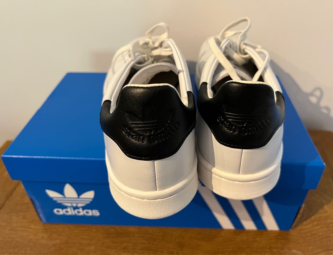 #分享 #開箱 Y-3 和 Adidas Stan Smith & Ultraboost - 穿搭板 | Dcard