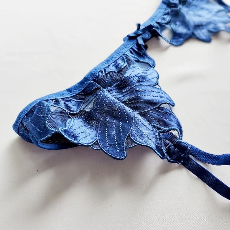 UW LINGERIE｜三件套法式無襯蕾絲內衣．IF04情挑 - 西斯板 | Dcard