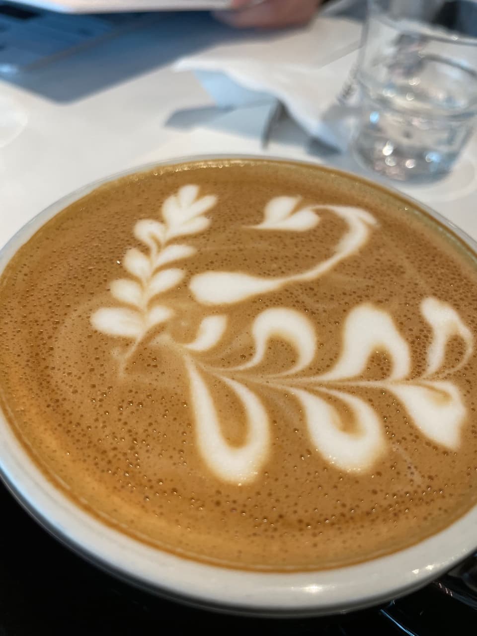 REC Coffee 日本福岡隱身在台中大樓裡 #人生自由式 - 美食板 | Dcard