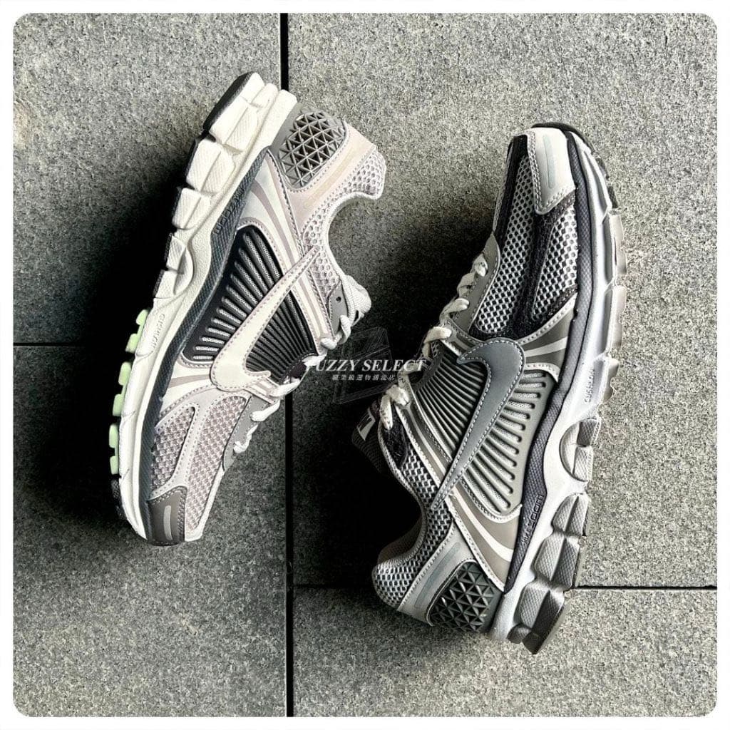 Nike Zoom Vomero 5 灰黑 🔥 - 艾倫🏠潛銷台中預售屋 (@aburaabura) | Dcard