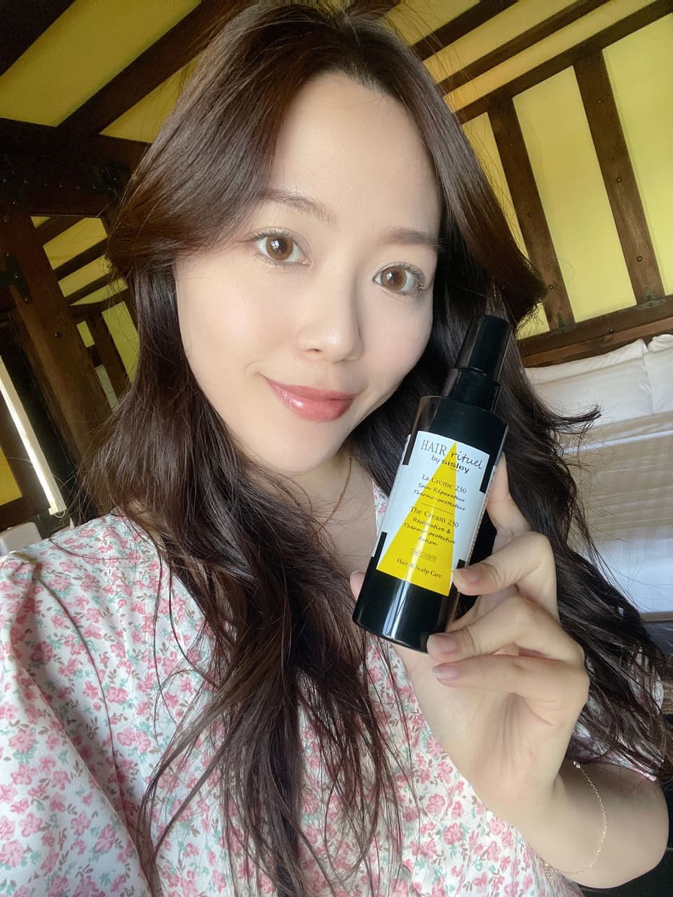 美麗秀髮的功臣 Hair Rituel by Sisley 賦活重升熱啟230修護凝露#開箱大使 - 蘿絲莉莉 (@a123657877) | Dcard