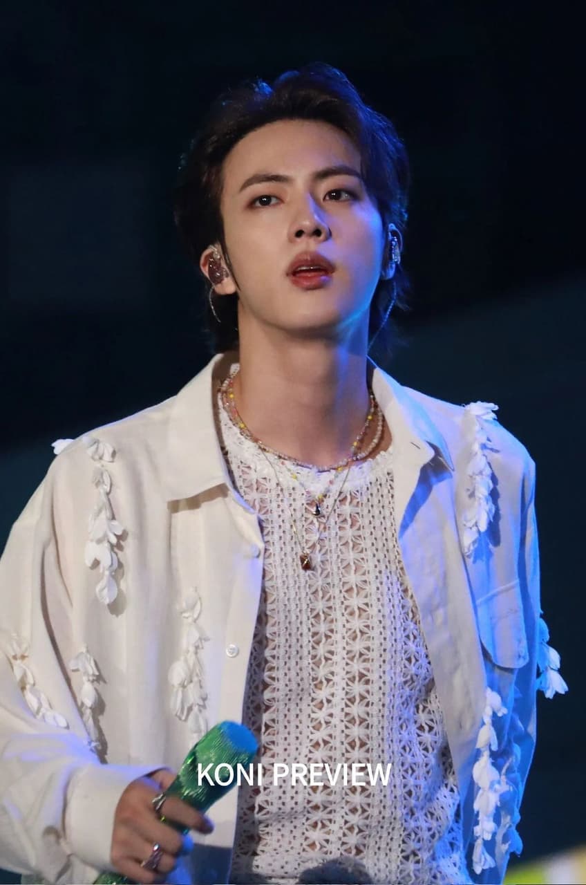 #分享 #theqoo熱門 依然很了不起.. 防彈少年團Jin的visual - BTS板 | Dcard