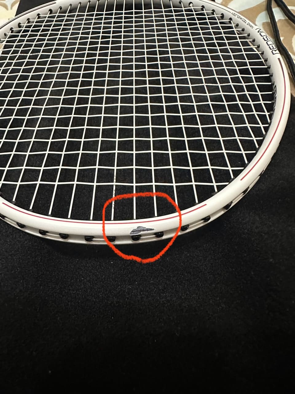 #產品 【已售出】REDSON β-2000(白/紅) - 羽球板 | Dcard