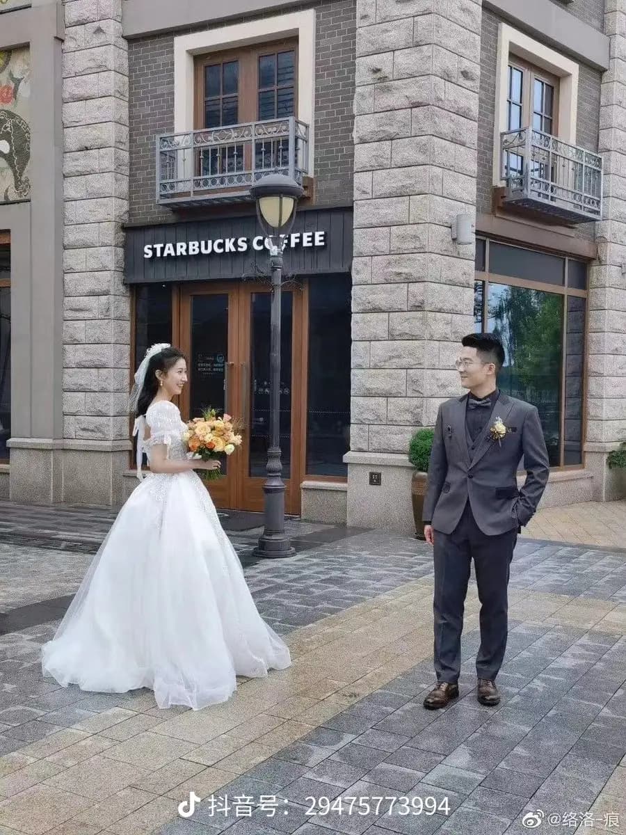 上海32歲美女班導師秘戀16歲高中生 - 閒聊板 | Dcard