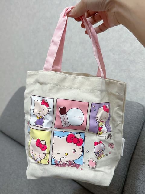 #分享 SOFINA x Hello kitty 妝前乳＋蜜粉組！ - 美妝板 | Dcard