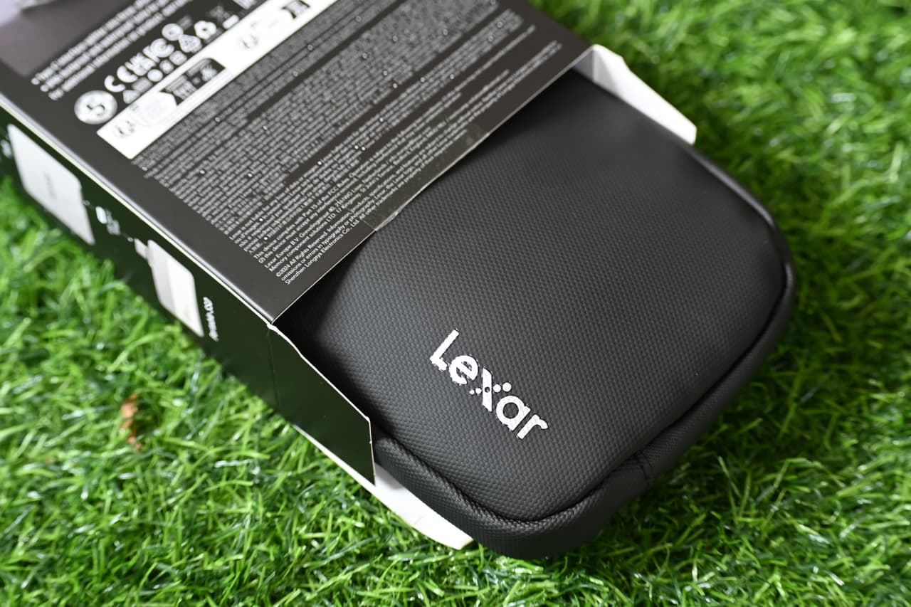 創作者必備，超級迷你好攜帶的外接式SSD Lexar《 Professional Go 》隨身固態硬碟 PSSD X Neil 的 iPhone 16 配件季 - Neil 尼歐 ...