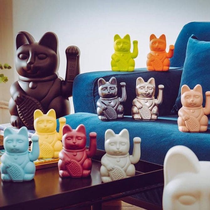 德國DONKEY Lucky Cats 幸運繽紛自動招手招財貓 - 風一般的女子 (@crklyj) | Dcard