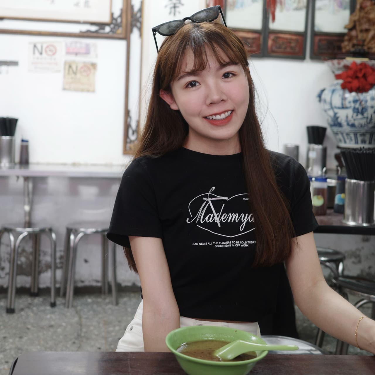 韓妞必買🇰🇷蝴蝶結緞帶短袖T-Shirt🎀🩷 - 芝芝｜購物芝旅 (@hannee) | Dcard