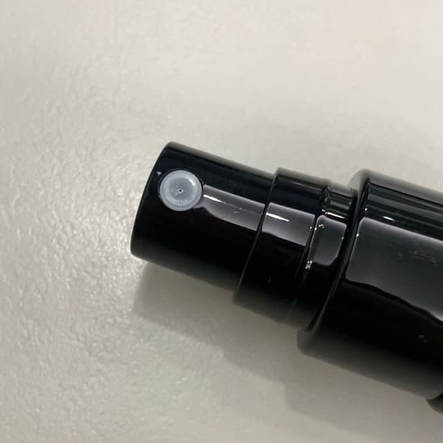 #開箱 竟然出定妝噴霧了 Solone新品開箱+測試(｡•ᴗ-) #我來開箱 - 美妝板 | Dcard