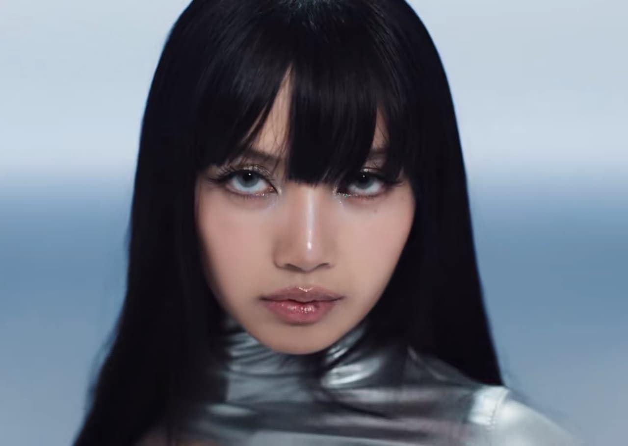 #分享 LISA單曲〈ROCKSTAR〉的時尚與音樂 - BLACKPINK板 | Dcard